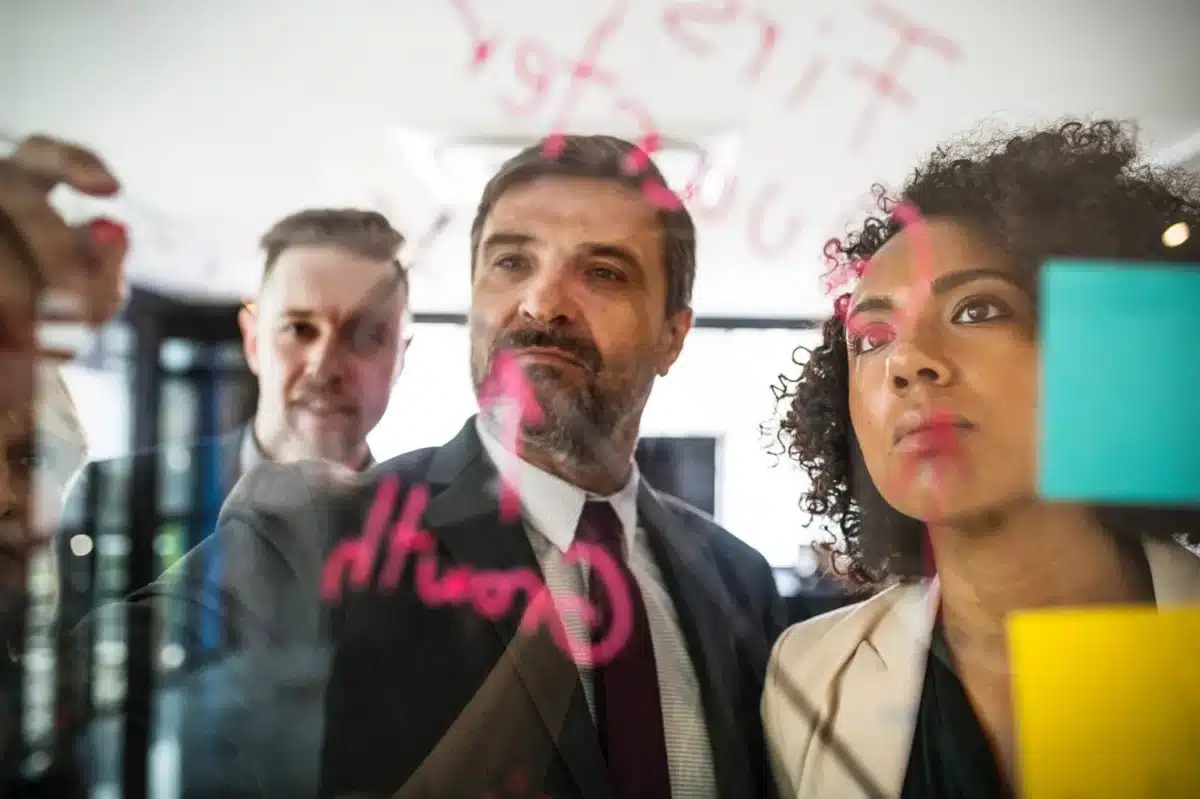 Property Manager Vs Facility Manager What s The Difference Eptura